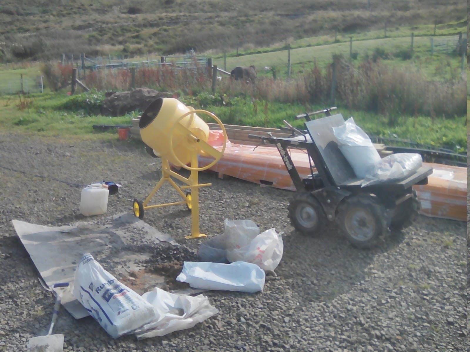 Us in Orkney: Polycrub Part 1