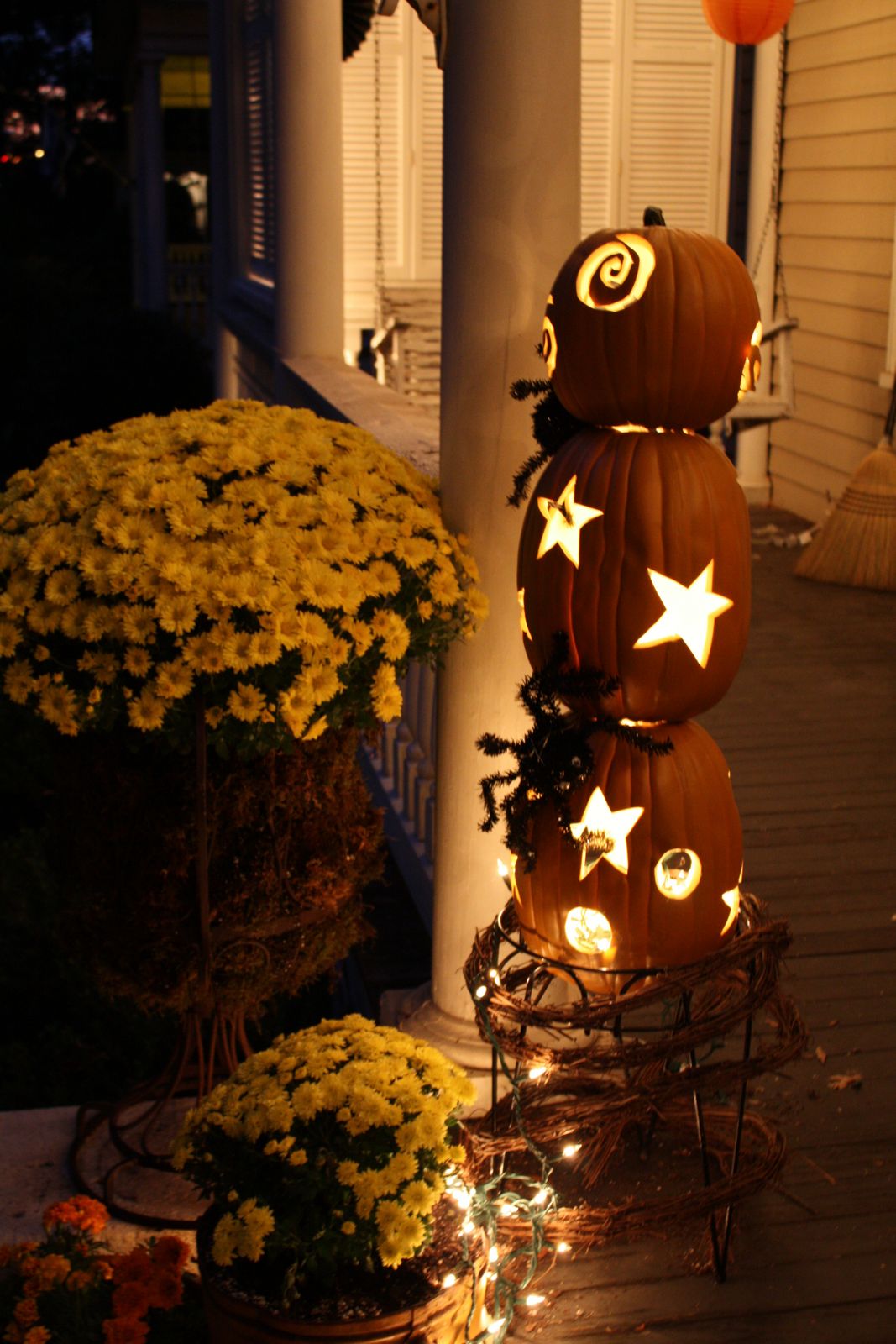 Our Southern Nest: Whimsical Halloween Decorations