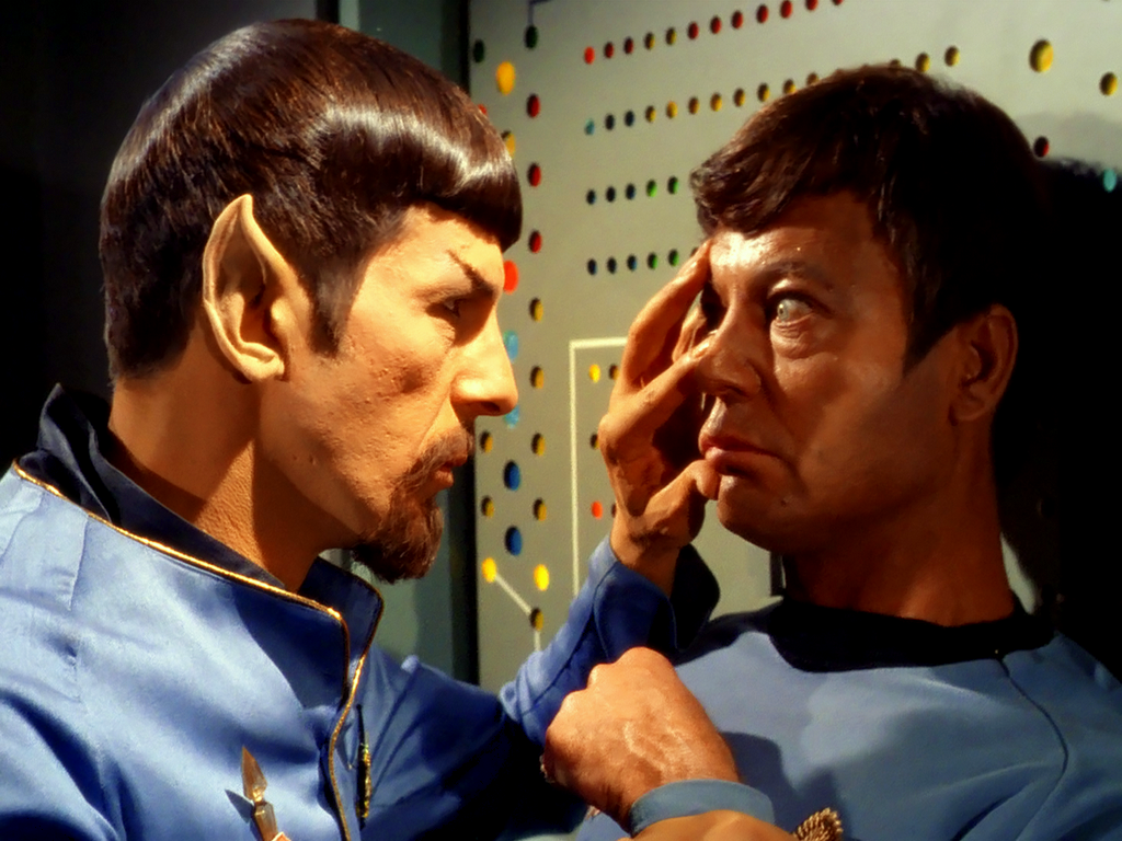 Google doodles Celebrate Star Trek : The Original Series - | B4Night Photos