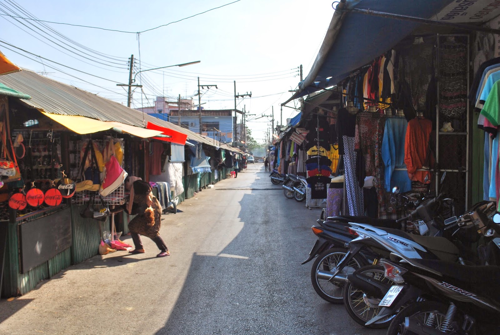 BookWorm Travel: 1 Night @ Dannok, Thailand