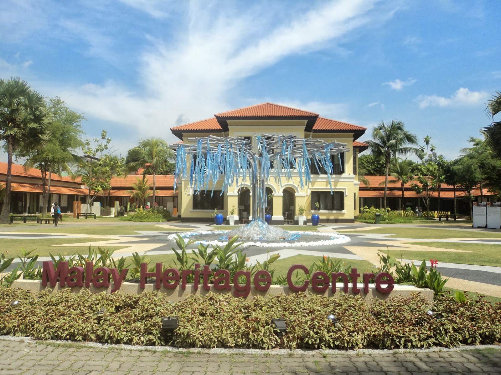 Little Little Wonders Around You.....: Malay Heritage Centre