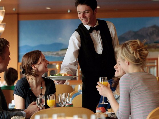 Jenis Pelayanan Restoran | Tata Hidang