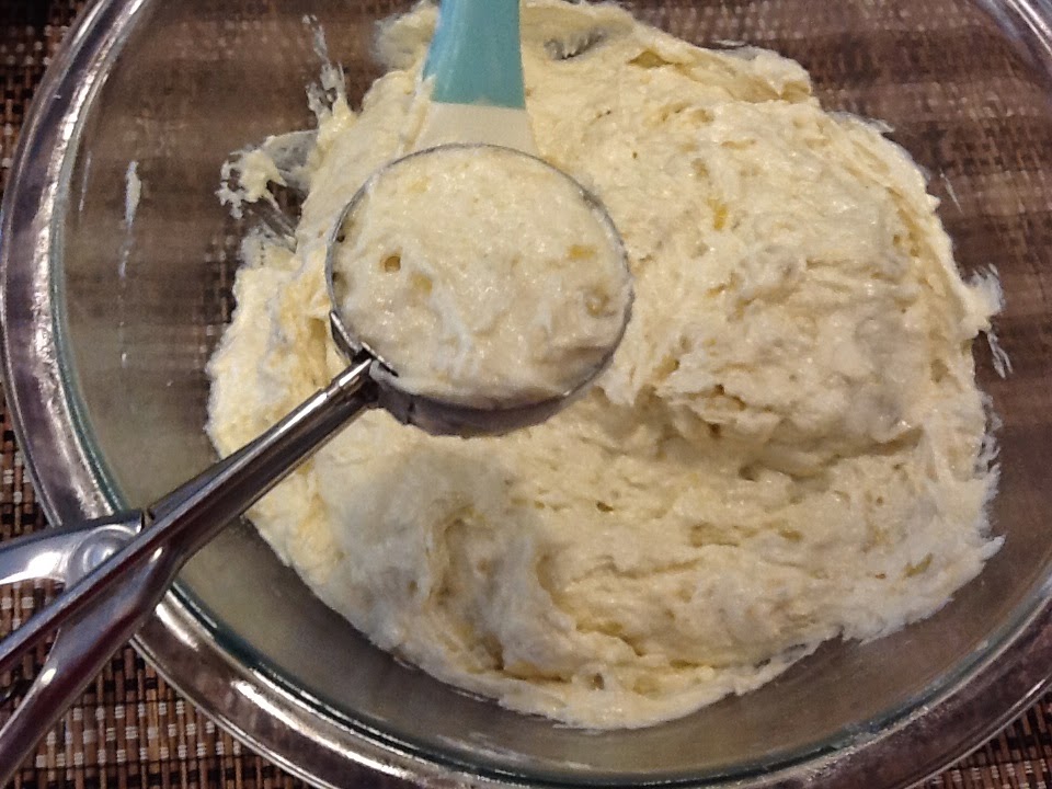 Baking For Cowboys: Super Moist Banana Cupcakes 香蕉杯子蛋糕