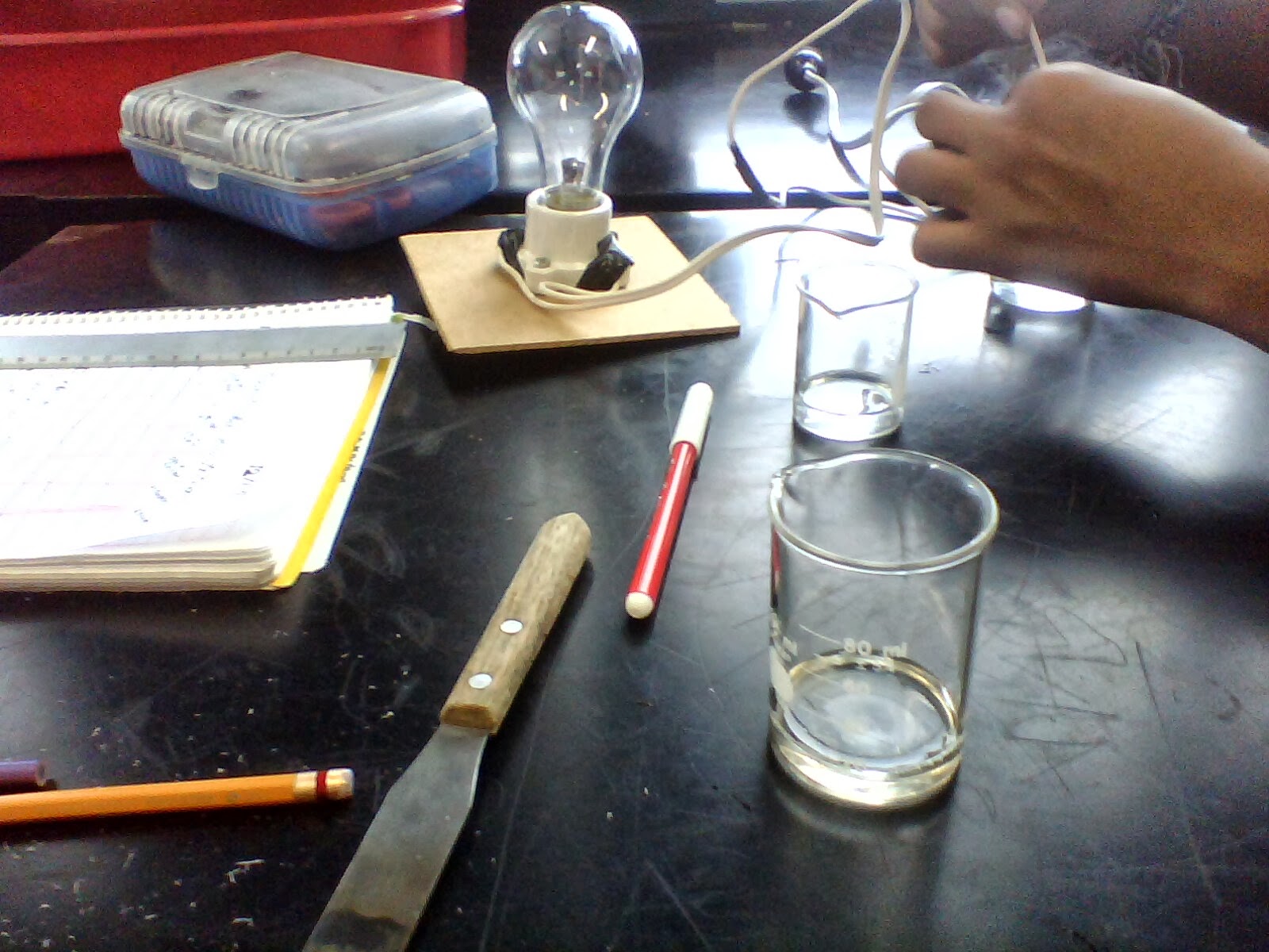 Química Vallejo.: Conductividad eléctrica.