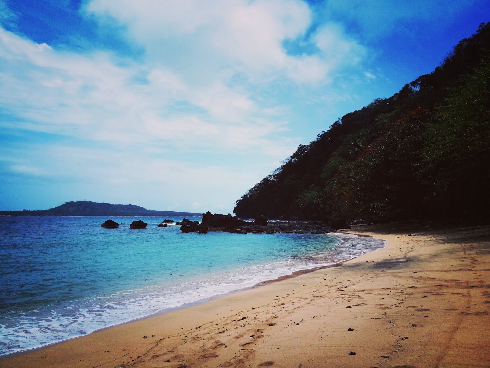 Solitary Wayfaring: From Sao Tome town to Praia Inhame Ecolodge, Porto ...