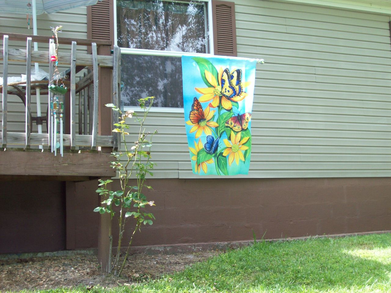 Mamawjs Moment Away: #Discount Decorative #Flags #Hummingbird Romance # ...