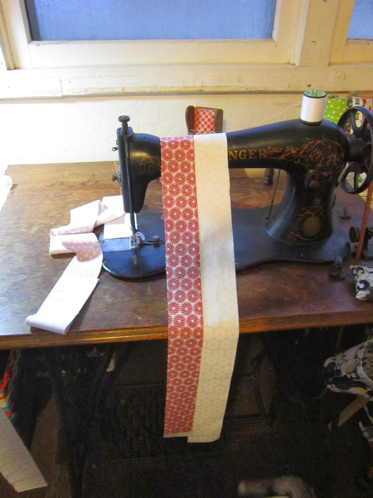 Missy's Homemaking Adventures: Rail Fence Blocks Tutorial.