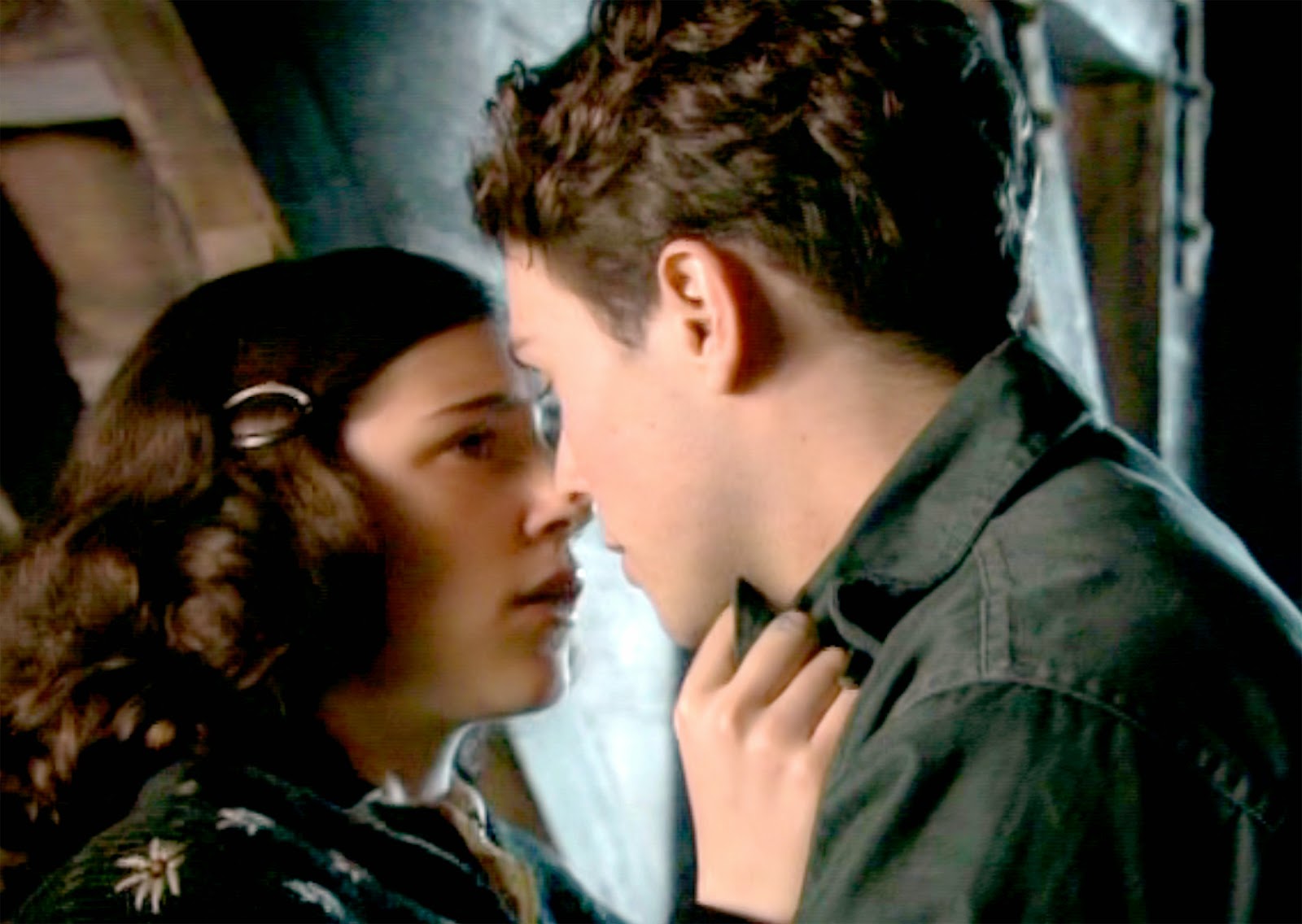 DiaryOfAnneFrank_276Pyxurz.jpg (1600×1136) | Frank movie, Anne frank, Anne