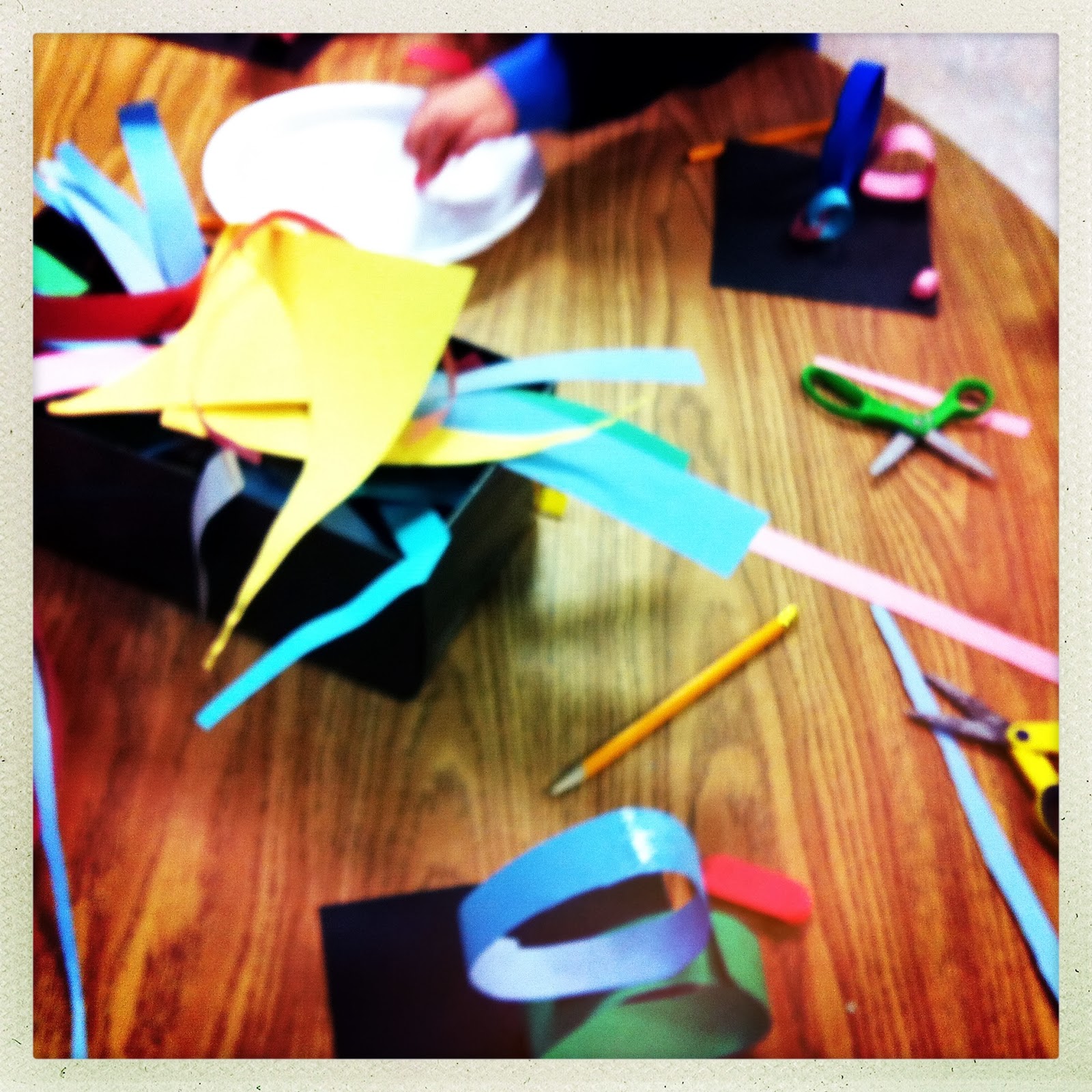 ChumleyScobey Art Room: Paper Cylinder Sculpture