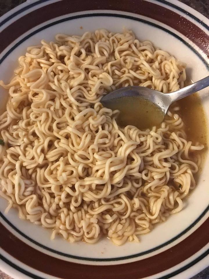 Adorable Fluff: Wai Wai Quick Zabb Tom Yum Shrimp Noodle Review.