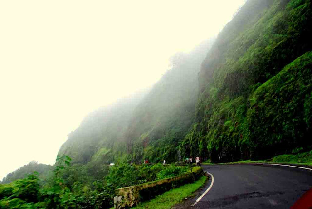 Kavlesad Point, Amboli - A malvani land of beautiful valleys ...