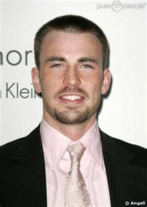 Chris Evans Combats Baldness - Info 24 Online