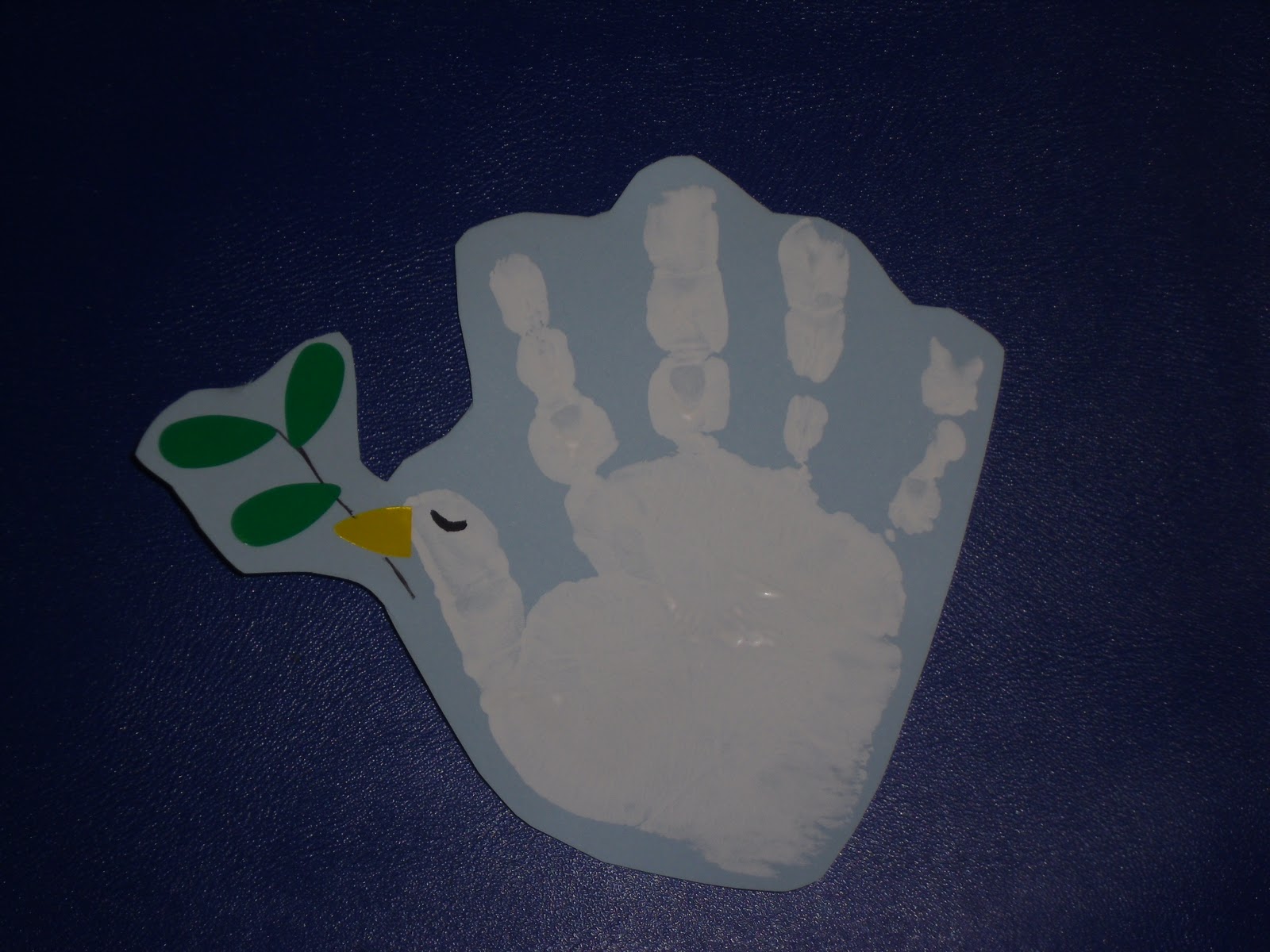 Para educadoras...: Paloma de la paz con manos II