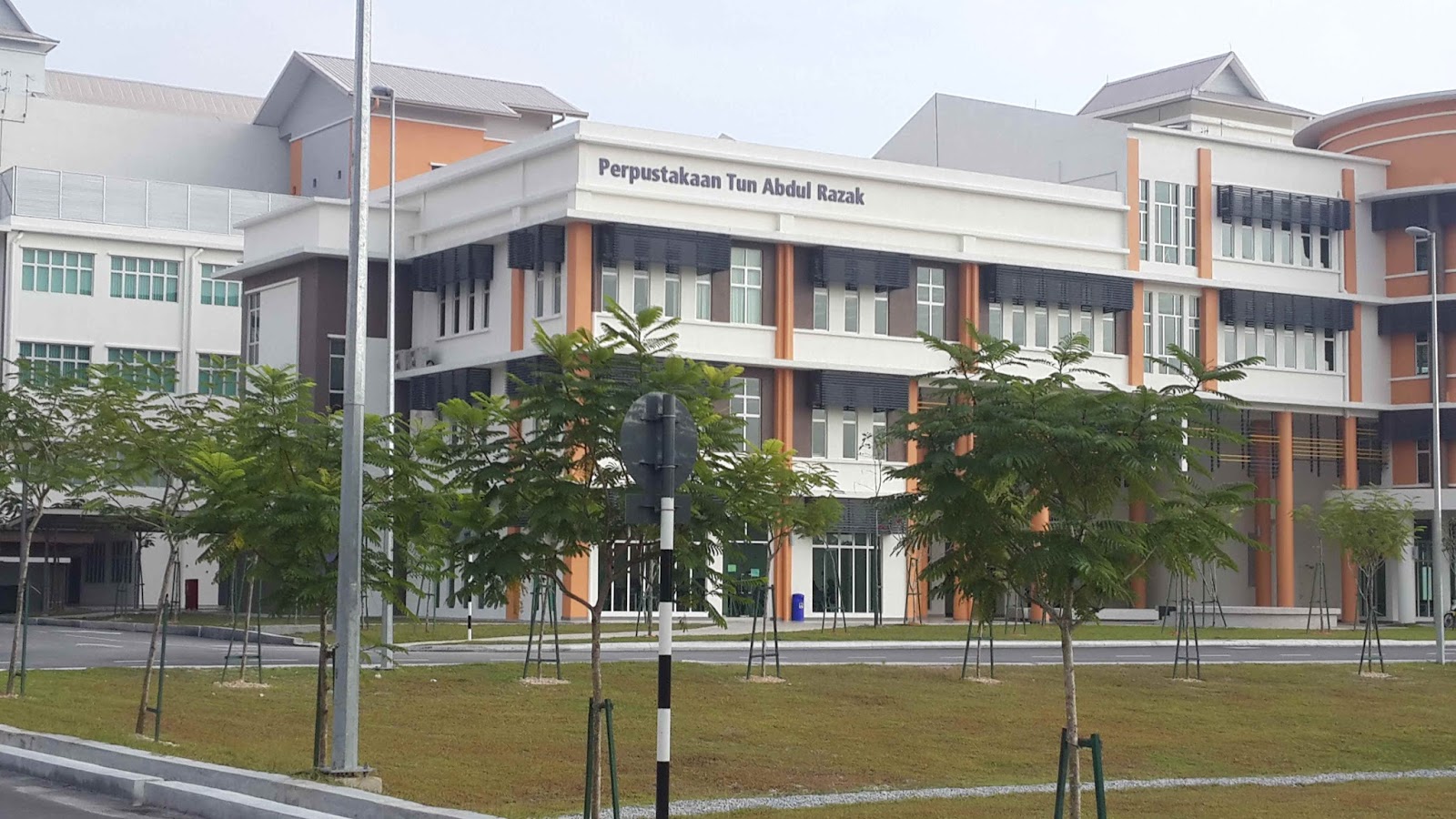 Pengalaman Di Pusat Asasi Uitm Dengkil Selangor (Part 2)