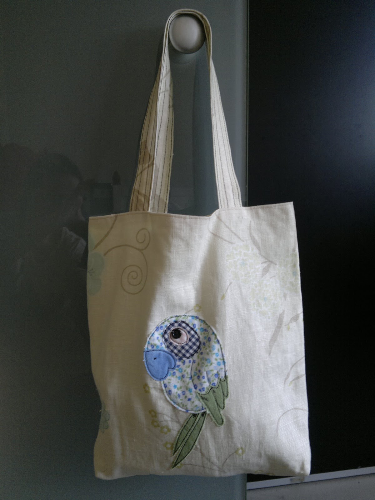 TORBY Z APLIKACJAMI / Totes with appliques