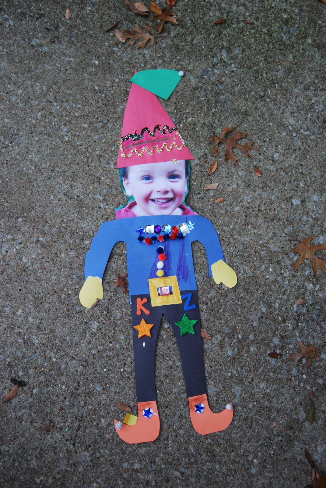 Momfessionals: Christmas Craft - Elf Yourself ;)