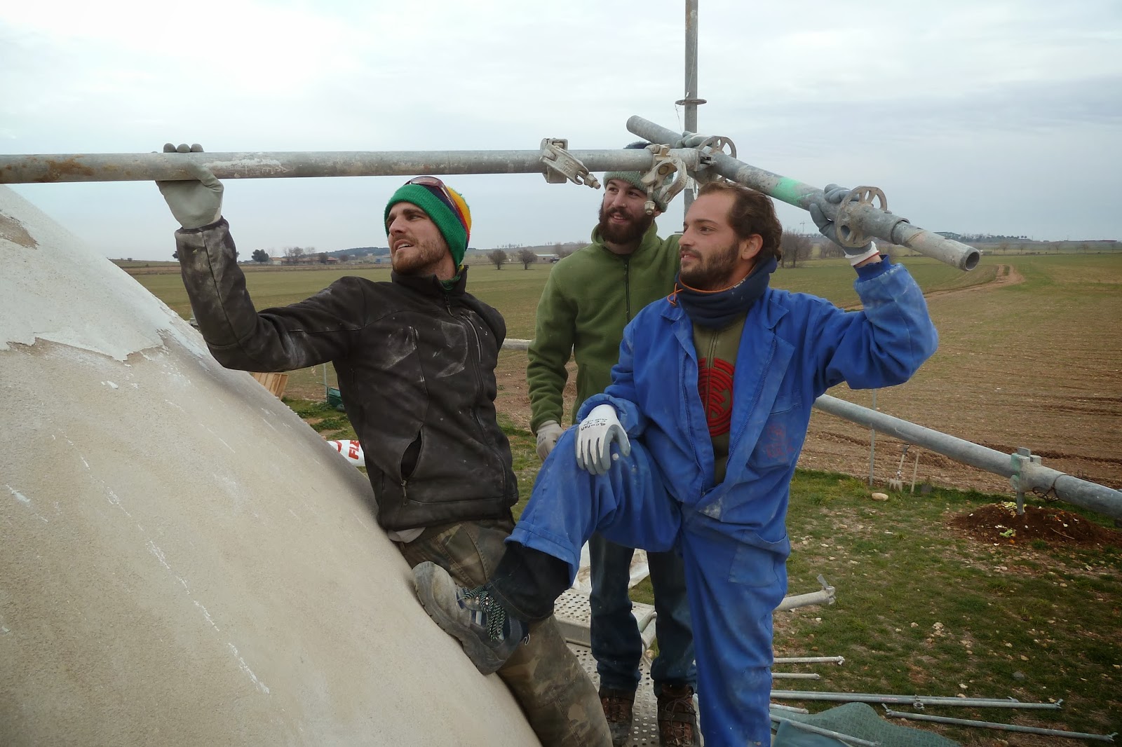 Último revoco con hidróxido de cal y marmolina.