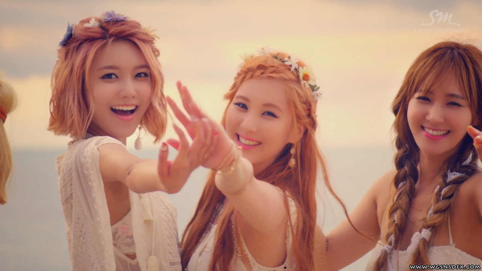 Check out the screenshots from SNSD's 'PARTY' MV - Wonderful Generation