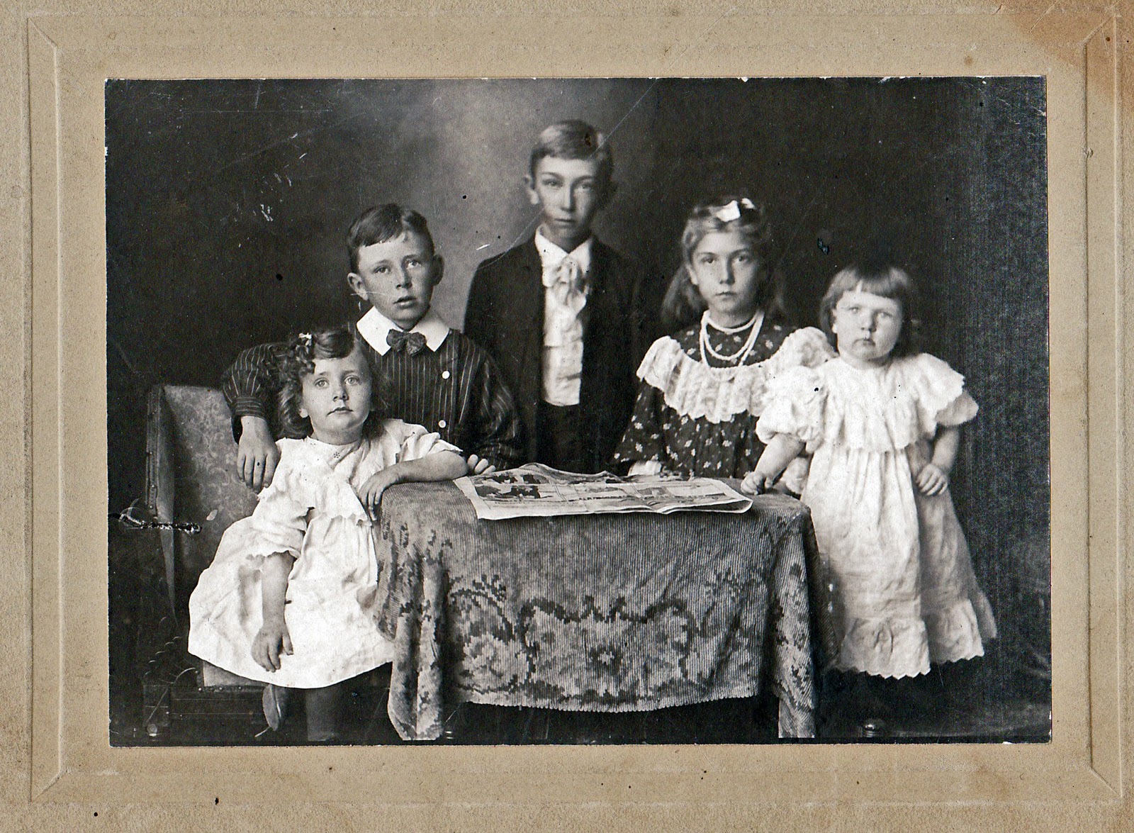 περιπλάνηση: 10-25-11 The Adopted Family