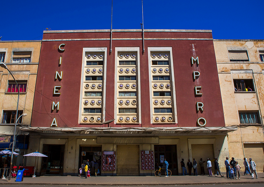 Cinema Império em Maputo, Moçambique (e Cinema Impero em Asmara ...