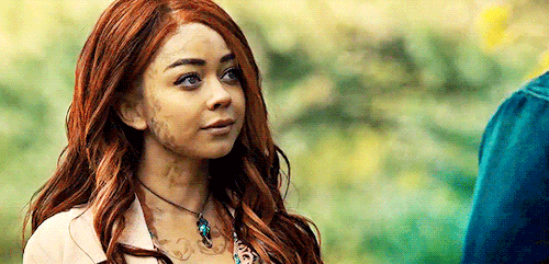 Shadowhunters Polska: Sarah Hyland jako Królowa Faerie!
