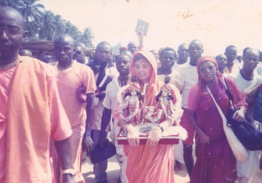 Vaisnavi Sanga: New Vrindavan Remembers Hladini devi Dasi