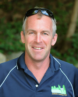 Love 'Em And Leave 'Em: About