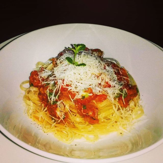 Spaghetti en salsa filetto