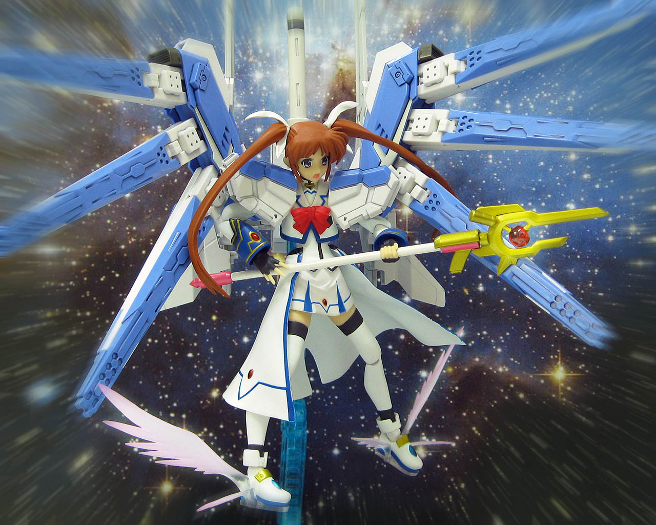 world of klaymore: Mecha Girl Lyrical Nanoha