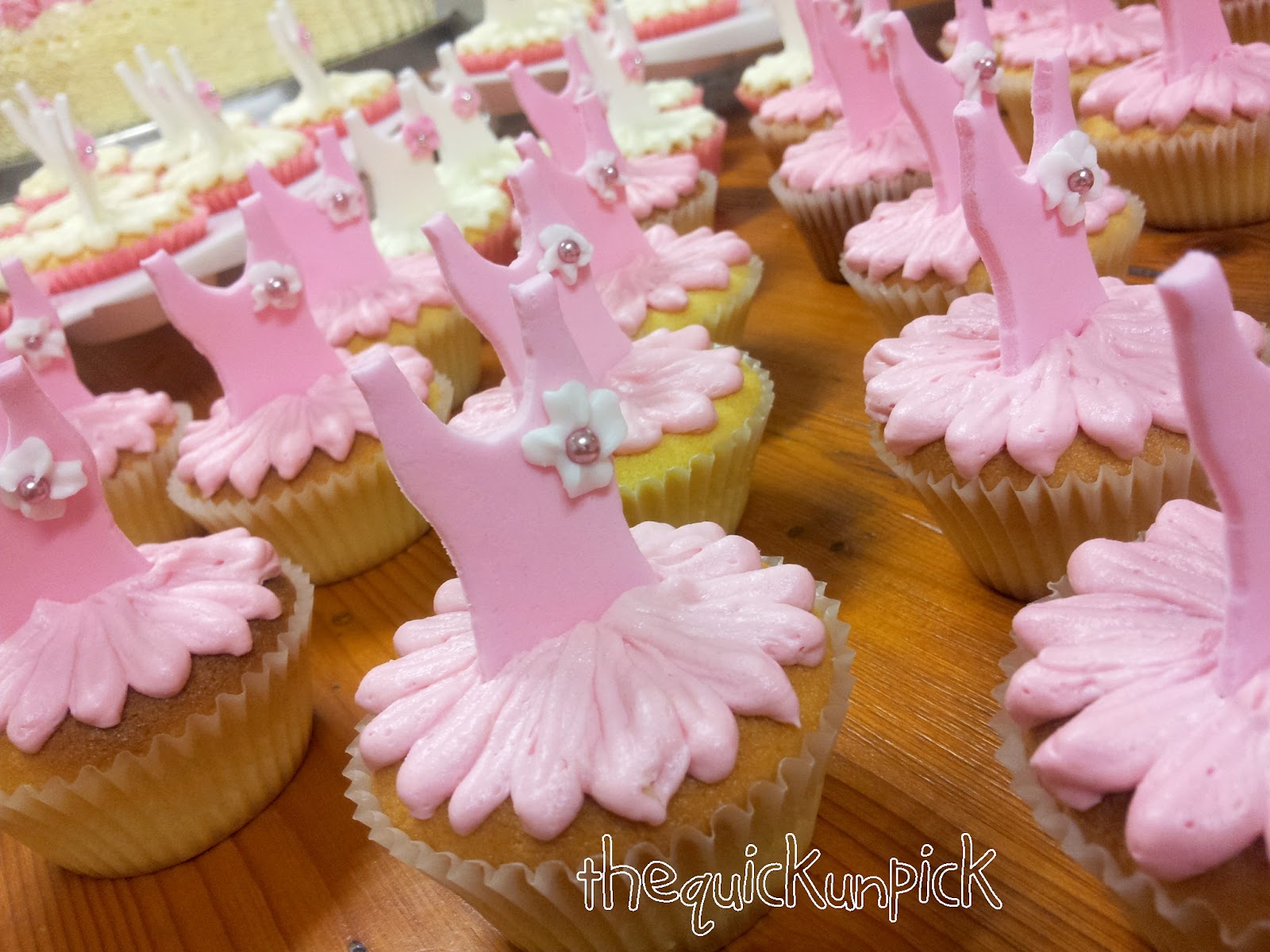 The Quick Unpick: There once was a little ballerina... who loved cake!!!