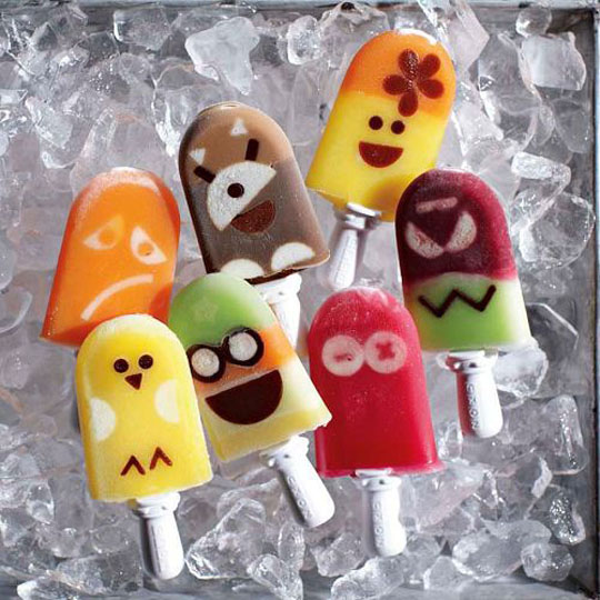 25 Popsicle Recipes // Cool off with a frozen treat! - The Cottage Market