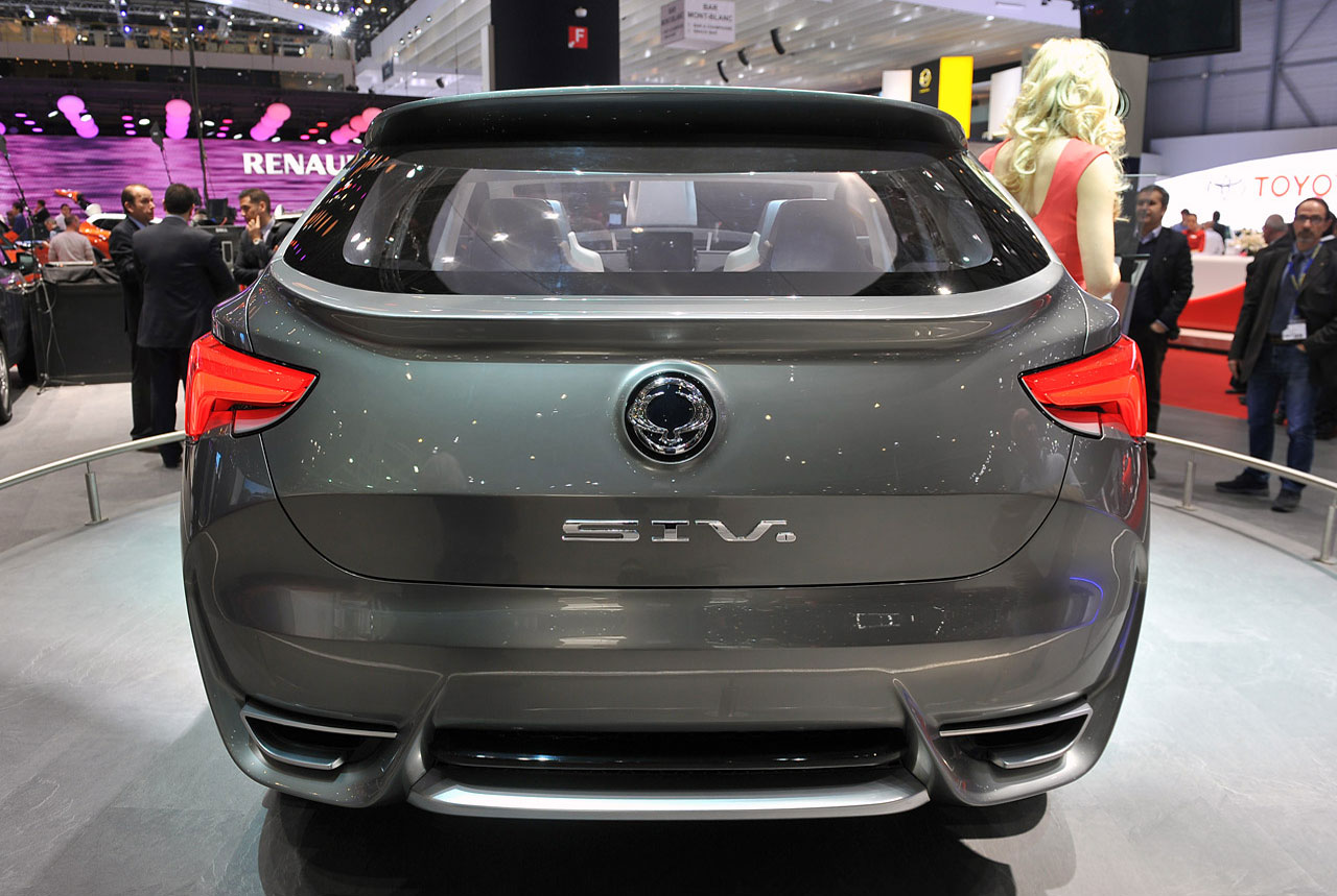 Autoblog: SsangYong SIV-1 Concept is "Nature Born 3 Motion" embodied