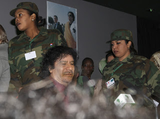 TENDAI TODAY: Gaddafi's Women Bodyguards: Photos Of The Amazonian Guard