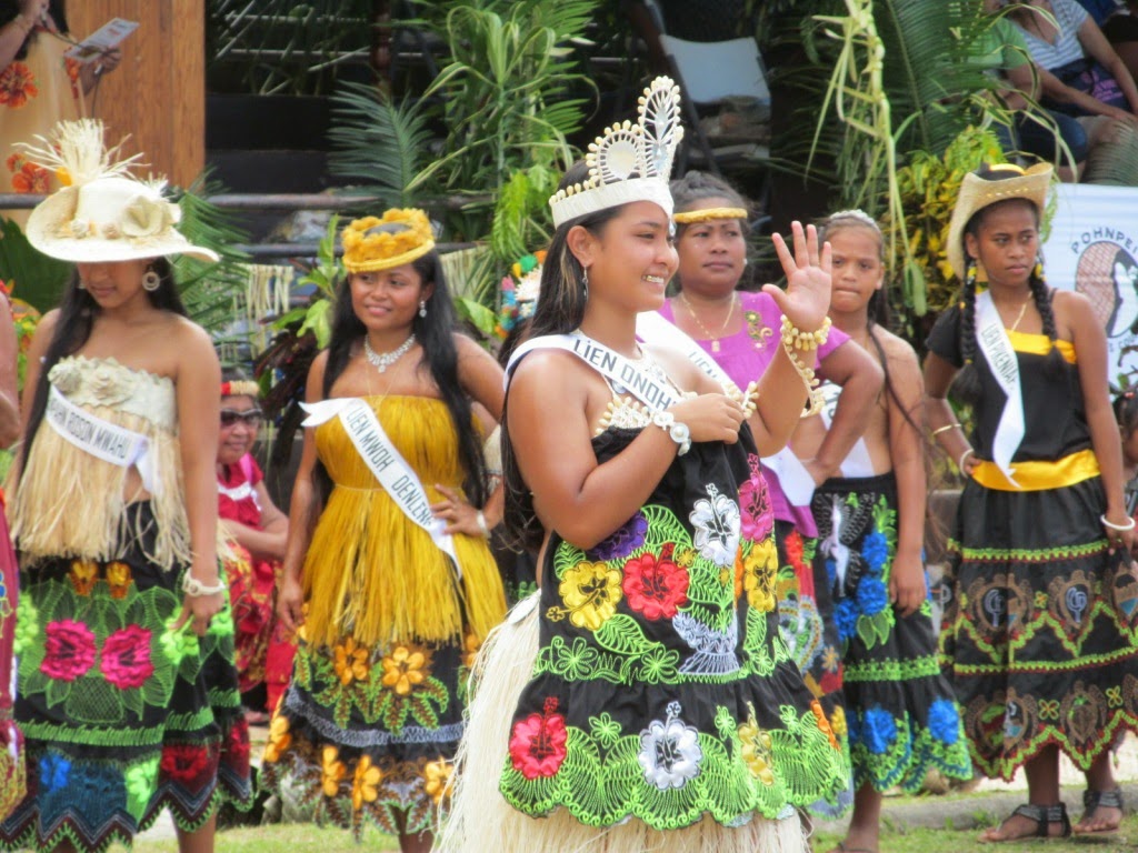 SAILING HELENA: International Women's Day in Pohnpei