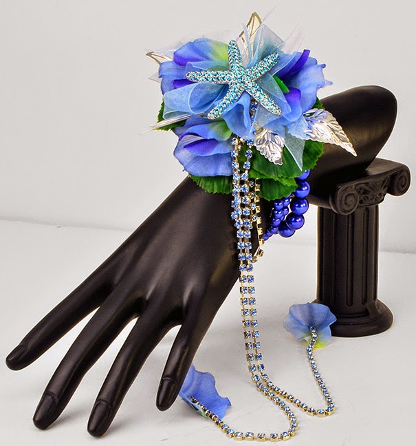 Prom Flowers: On Trend Prom - Brooches!