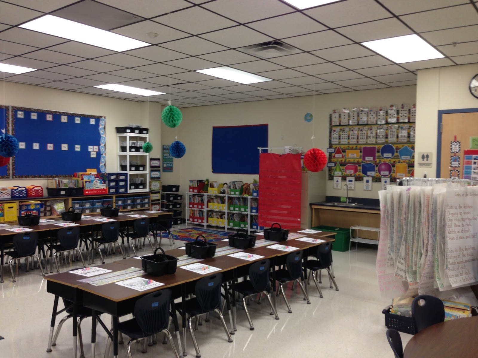 Bishop's Blackboard: An Elementary Education Blog: Classroom Tour
