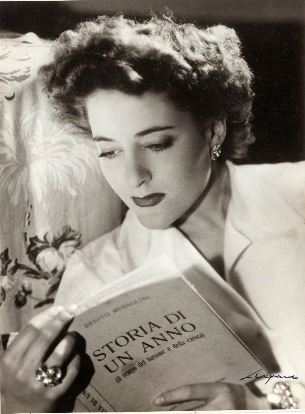 BENITO MUSSOLINI: muerte de benito mussolini