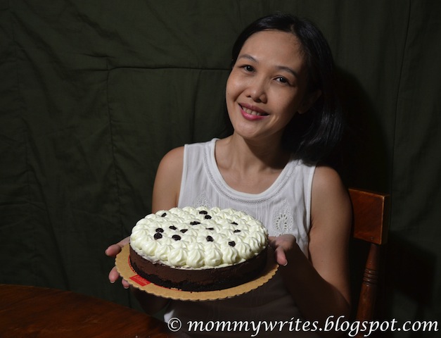 My Family's Best Red Ribbon Cake Choices for Various Occasions - Write ...