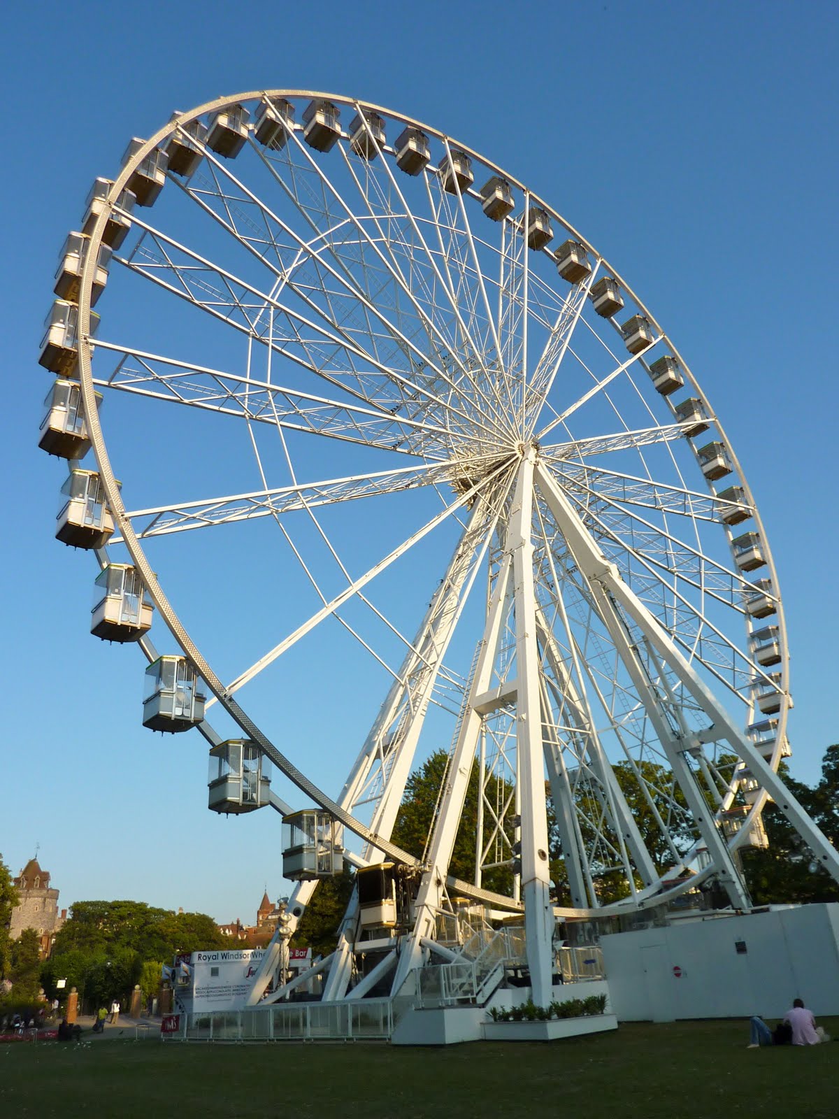 MisFitz Abroad: A Royal Tour: Windsor Castle