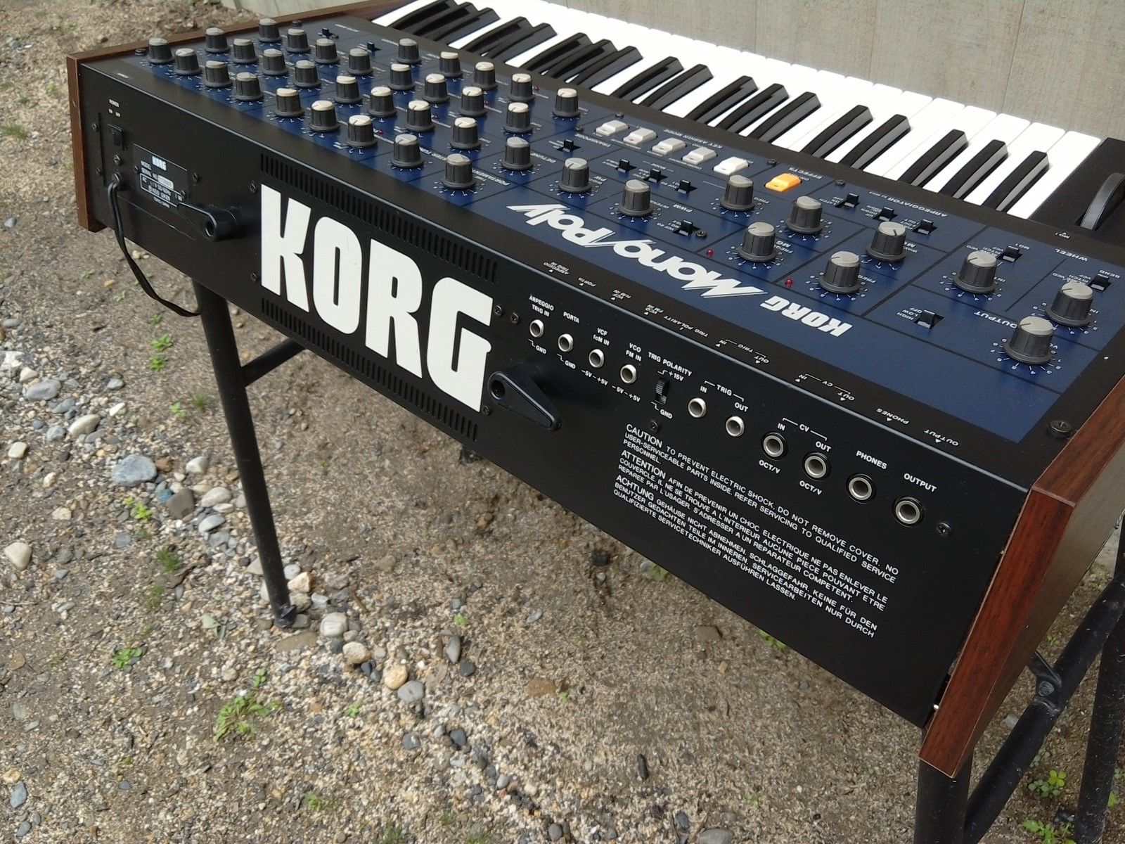 MATRIXSYNTH: KORG MONO/POLY monophonic synthesizer serviced