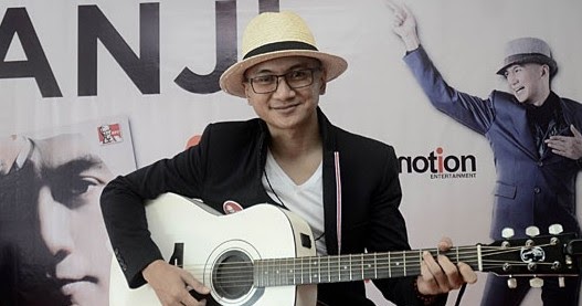 Download Full Album Lagu Anji Mp3 - http://rocknroyaljewelry.blogspot.com