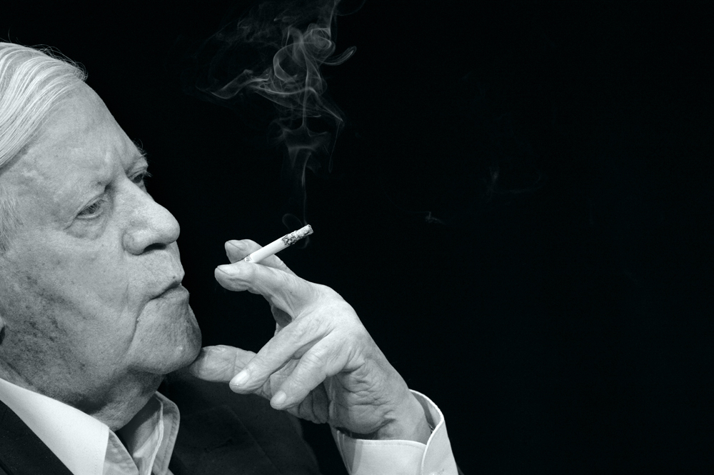 Helmut Schmidt hat endgültig mit dem Rauchen aufgehört