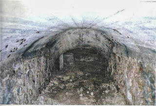 ΦΩΤΟ-ΝΤΟΚΟΥΜΕΝΤΟ:ΜΙΑ ΟΛΟΚΛΗΡΗ ΥΠΟΓΕΙΑ ΠΟΛΗ ΚΑΤΩ ΑΠΟ ΤΟΝ ΠΕΙΡΑΙΑ ...