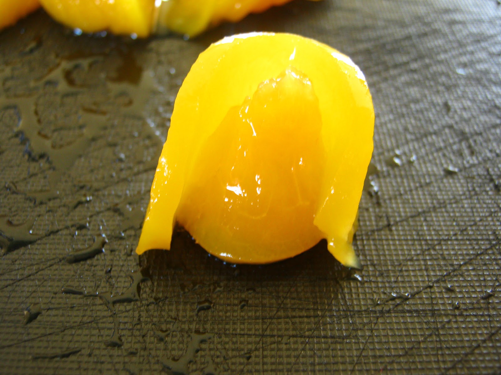 Pireti koduköök: VIRSIKUROOS