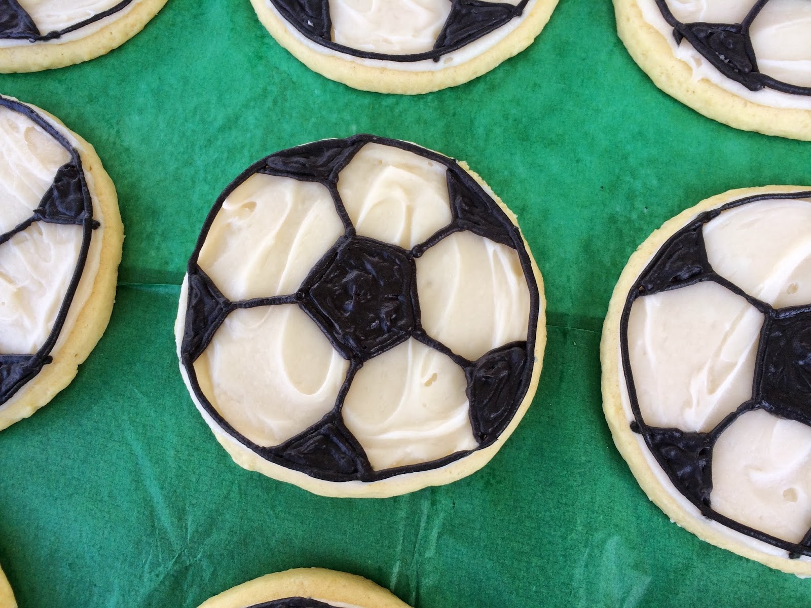 Indulge With Me: Soccer cookies