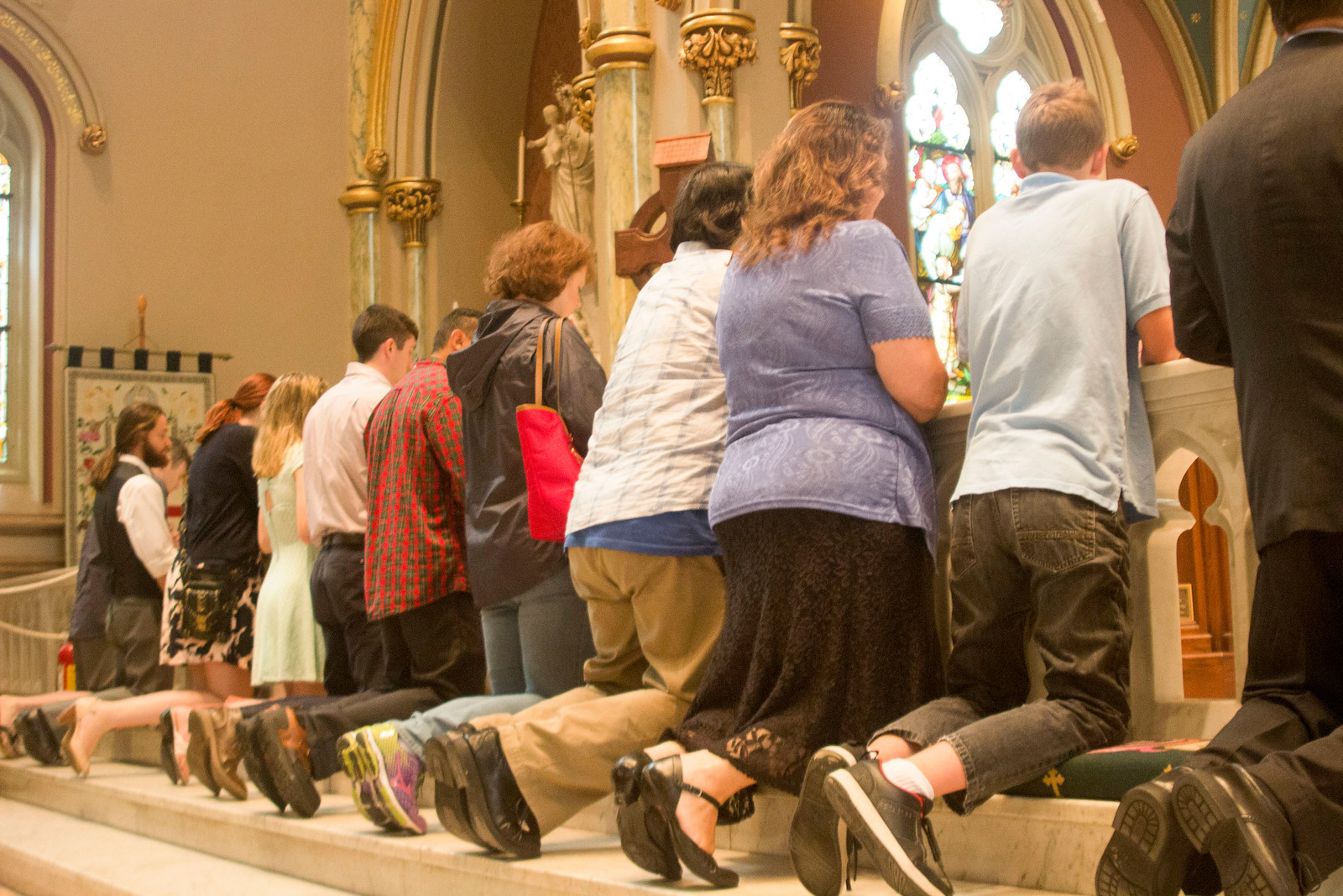 southern orders: THE ABSOLUTE MESS OF HOW PEOPLE RECEIVE HOLY COMMUNION ...