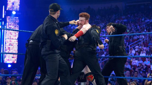 WWE In live!!!!: SHEAMUS vs ALBERTO DEL RÍO