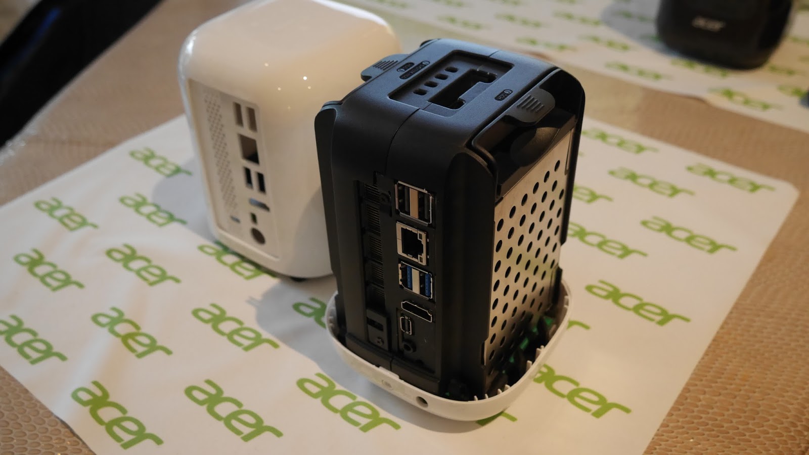 Acer Revo One Mini PC kini hadir di Indonesia ! - Muffin Technology