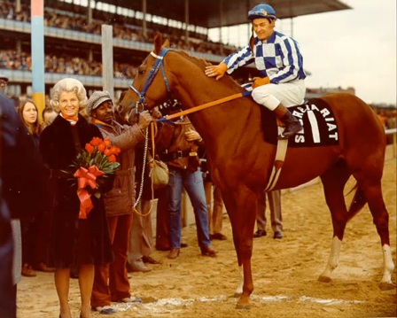 Keep Turning Left!: Secretariat "Big Red"