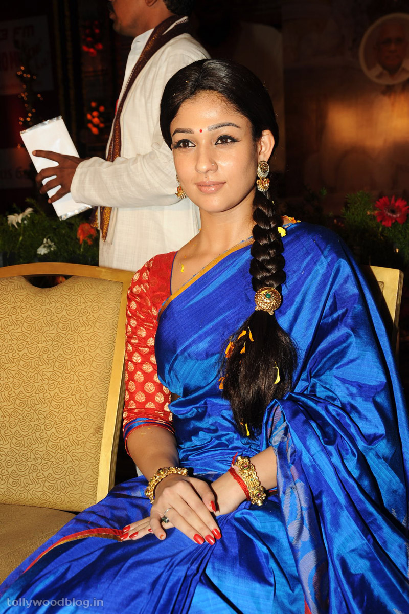 Tollywood Actress Photos: Nayanthara Cute Photos in Saree at Sri ...